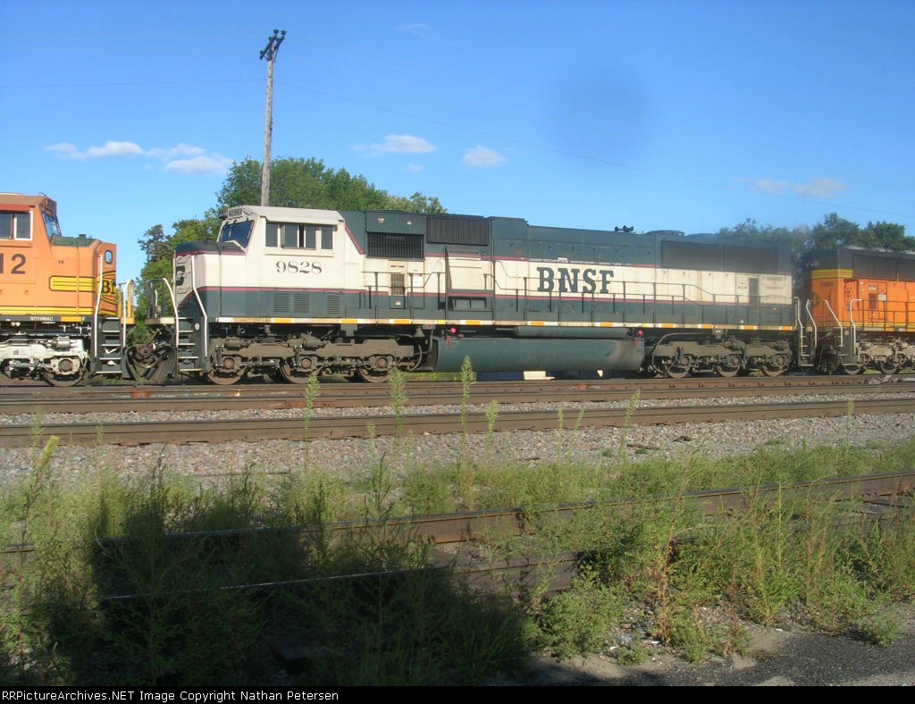 BNSF 9828